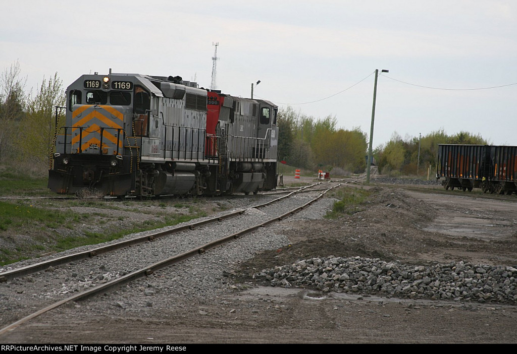 LSRC 1169 with some good looking track behind